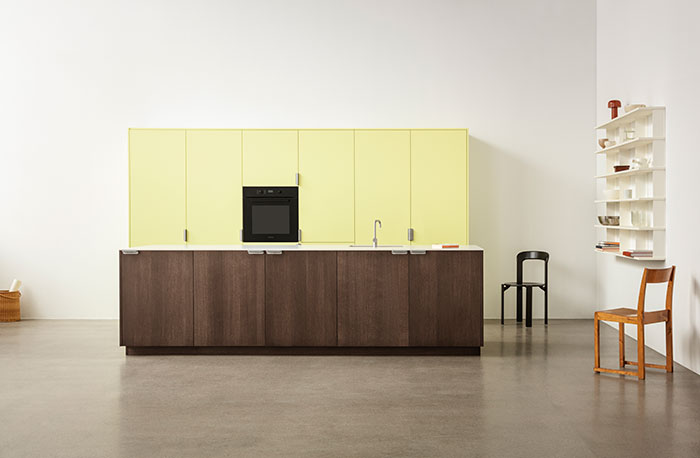 Reform kitchen cabinets store